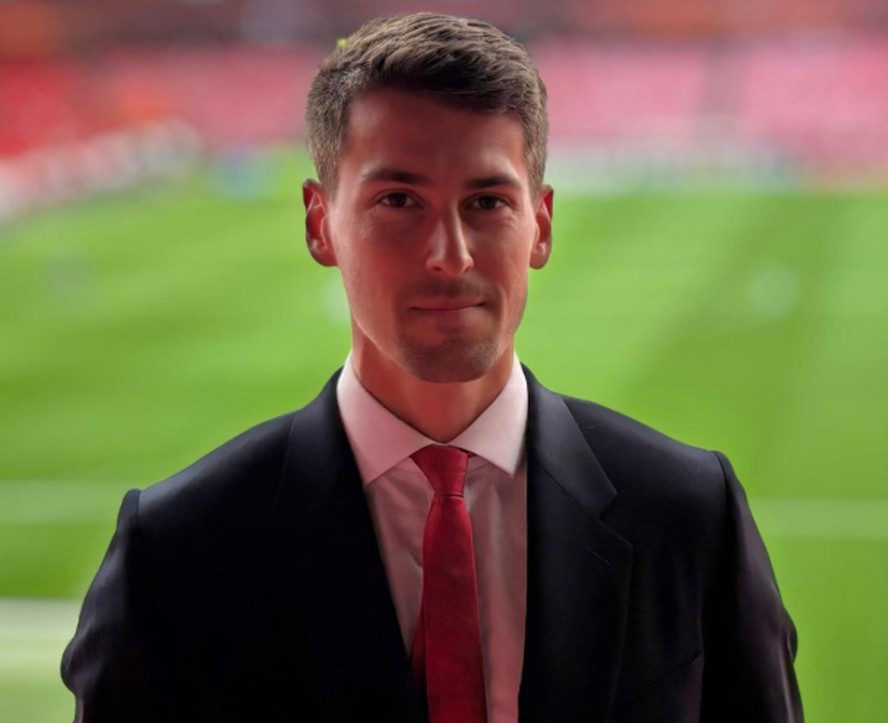 Manchester United contrata ex-engenheiro de Hamilton na F1 para ...