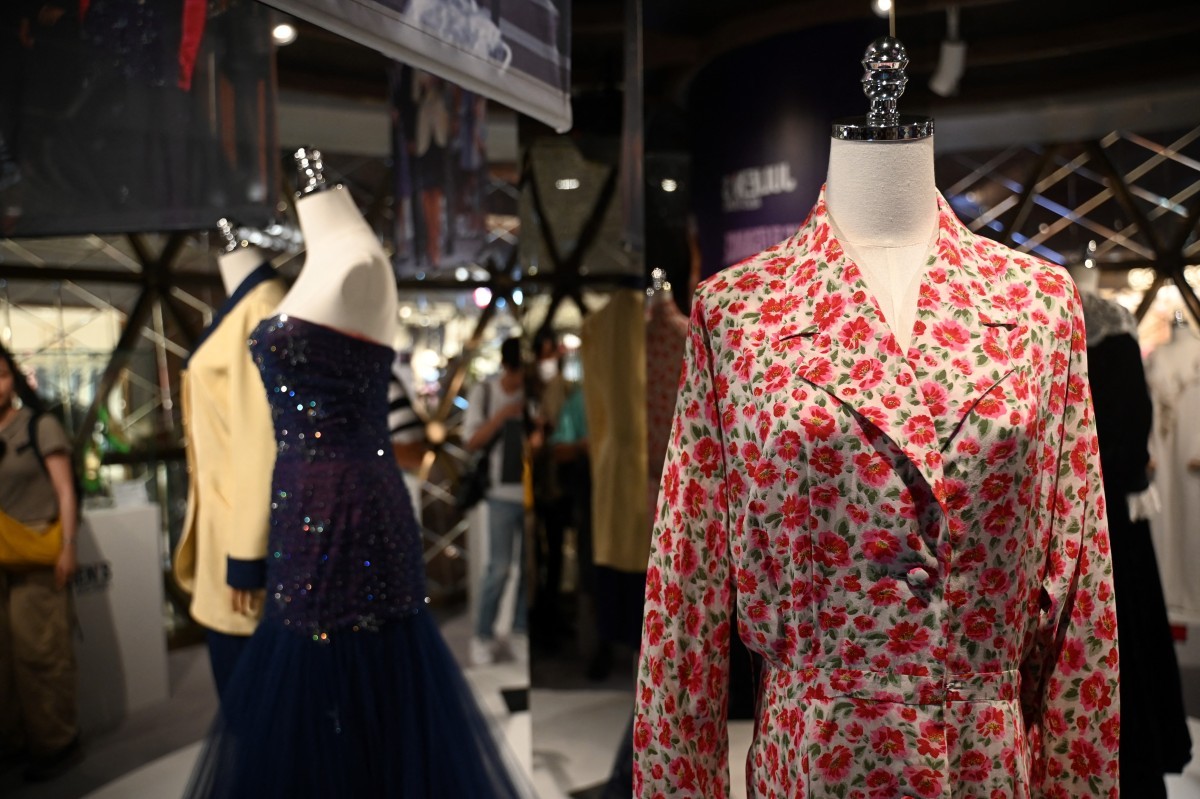 Lady Di: vestidos usados pela princesa são exibidos antes de leilão ...