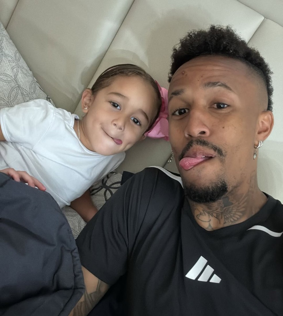 Léo Pereira mostra bastidores da festa da filha de Karoline Lima com ...