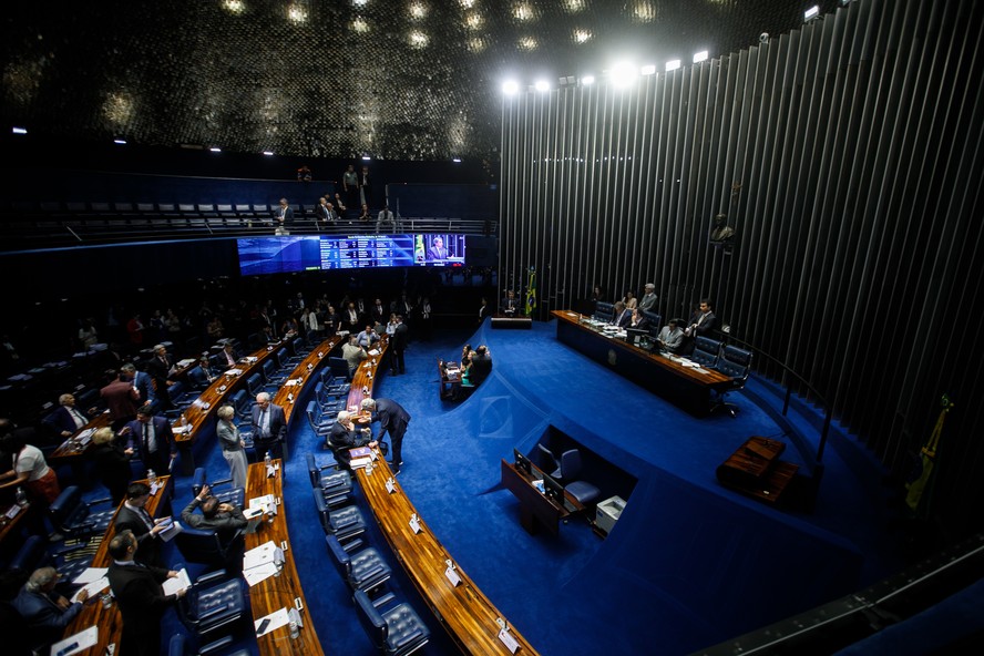Senado aprova limite para salário mínimo e finaliza votação de ...