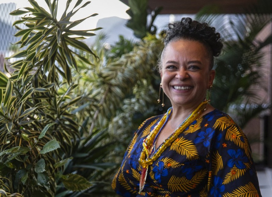 Autora de 'Um defeito de cor', Ana Maria Gonçalves é a primeira mulher ...