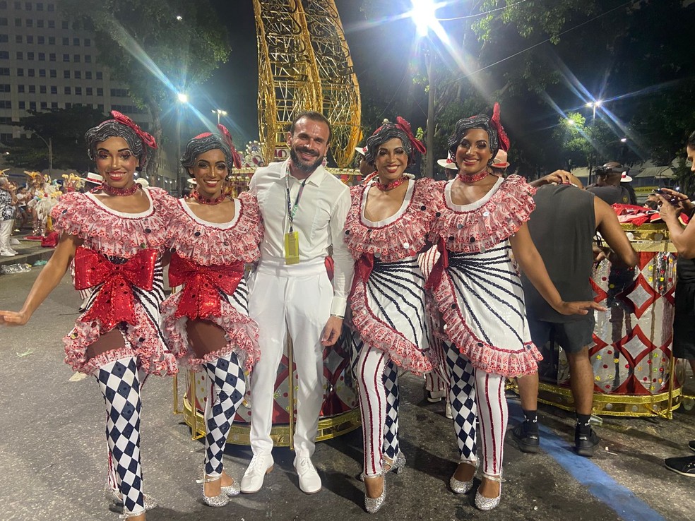 Marcelinho Calil perde 8kg com dedicação a desfile em homenagem a Ciça ...