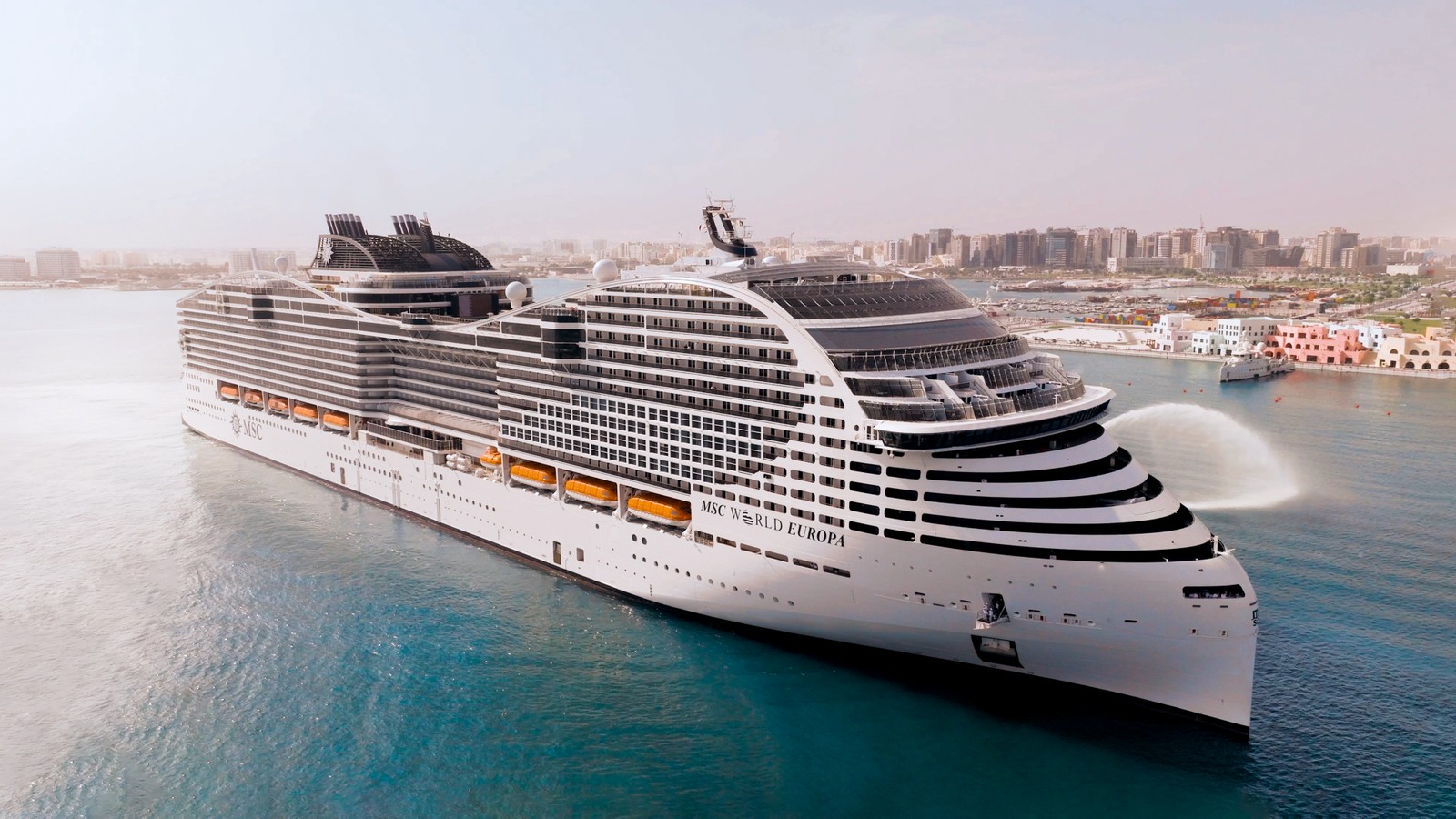 Da Copa para o mundo: saiba como é o novo navio de cruzeiros MSC World Europa