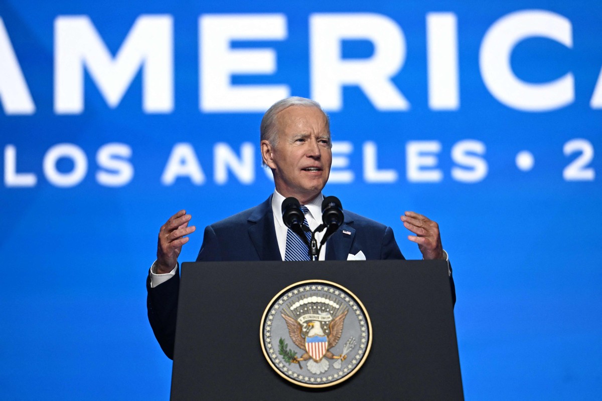 Na abertura da Cúpula das Américas, Biden afirma que democracia é ...