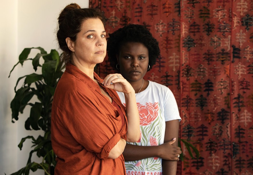 Isabel Teixeira volta ao ar na Globo em série com Luellem de Castro ...