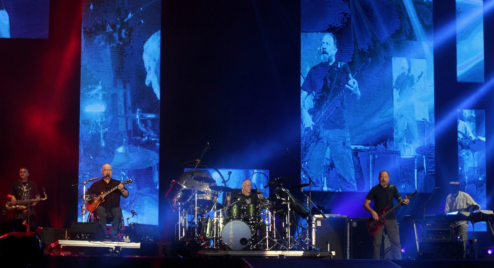 Forfun no Rio: grupo encerra a turnê 'Nós' no Engenhão, em novembro ...