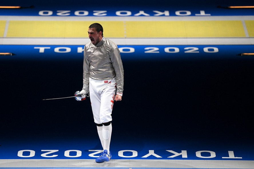 Eliminado em Paris-2024, nº1 da esgrima protesta contra árbitros ...