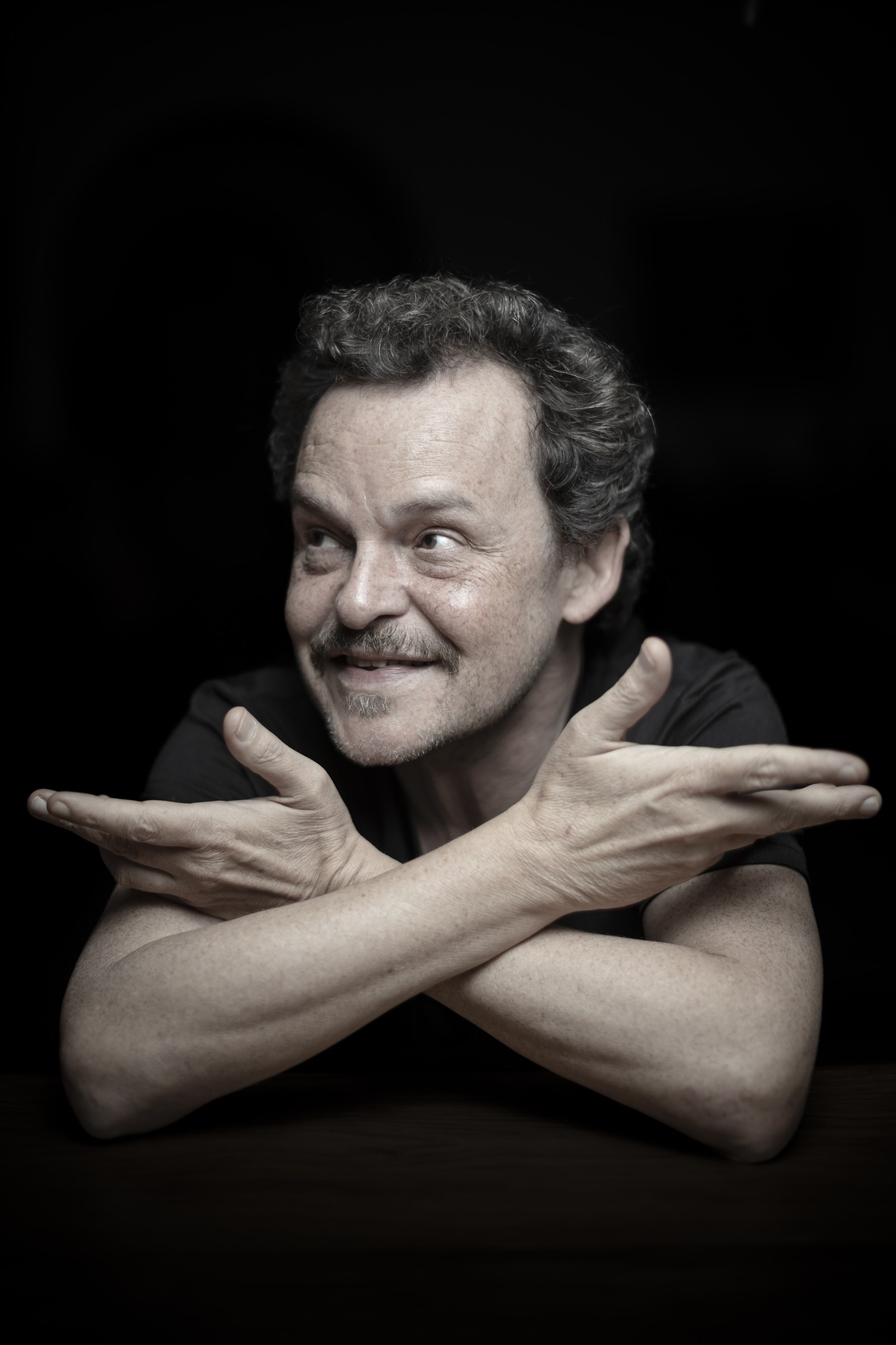 Trabalhador, ex-boêmio e 'antifamília', Matheus Nachtergaele celebra ...