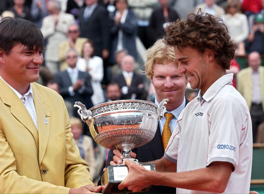 Guga, Nadal e Althea Gibson no museu do tênis de Roland Garros