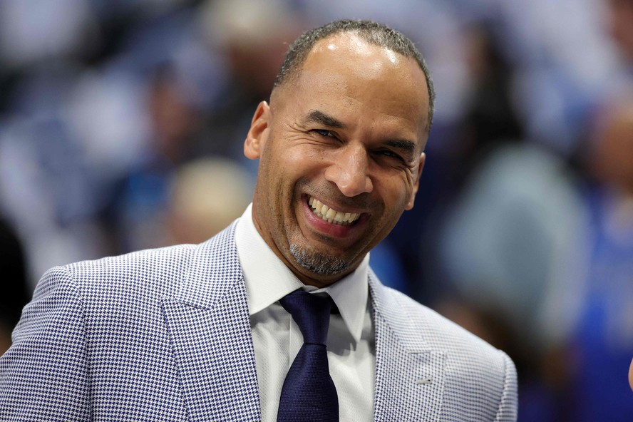 NBA: Mavs demitem Nico Harrison, gerente que mandou Luka Doncic para os ...