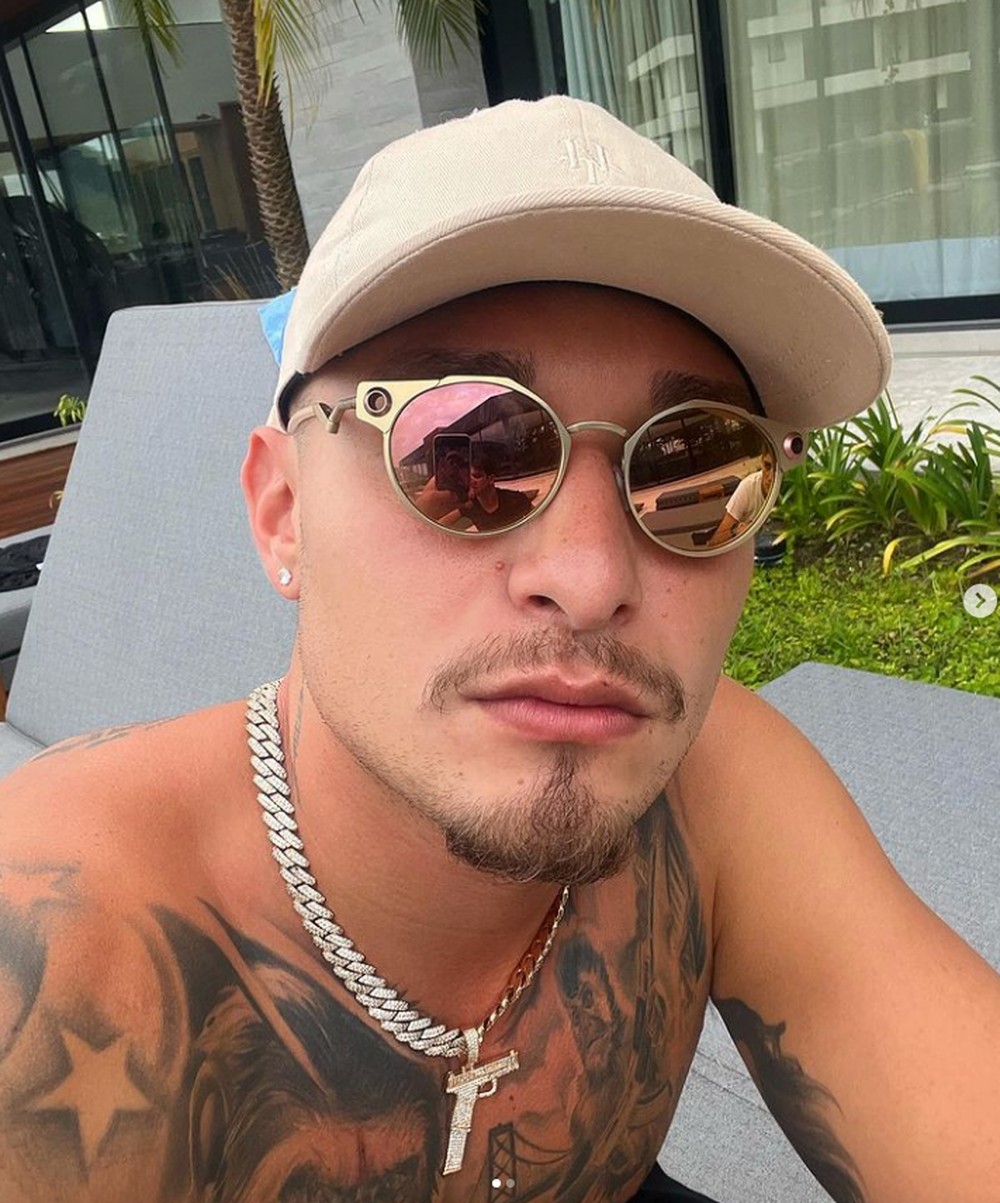 MC Gui é condenado a indenizar motorista de app em R$ 12 mil por chamá ...