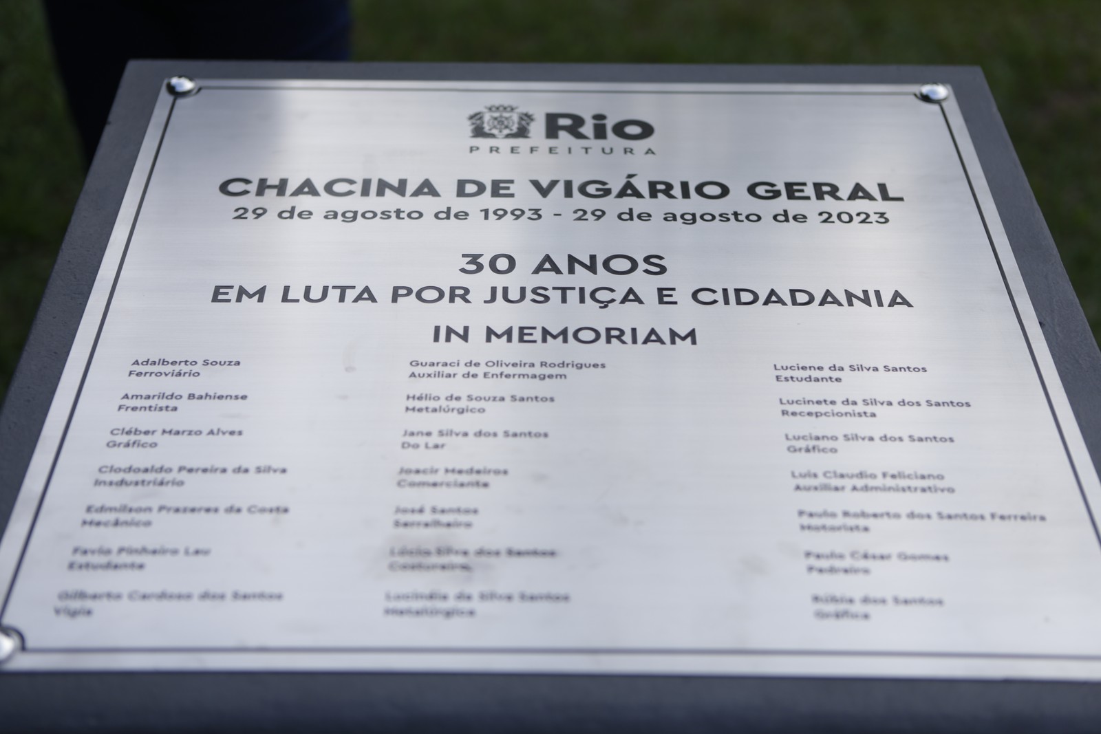 Missa é organizada em memória aos 30 anos da Chacina de Vigário Geral