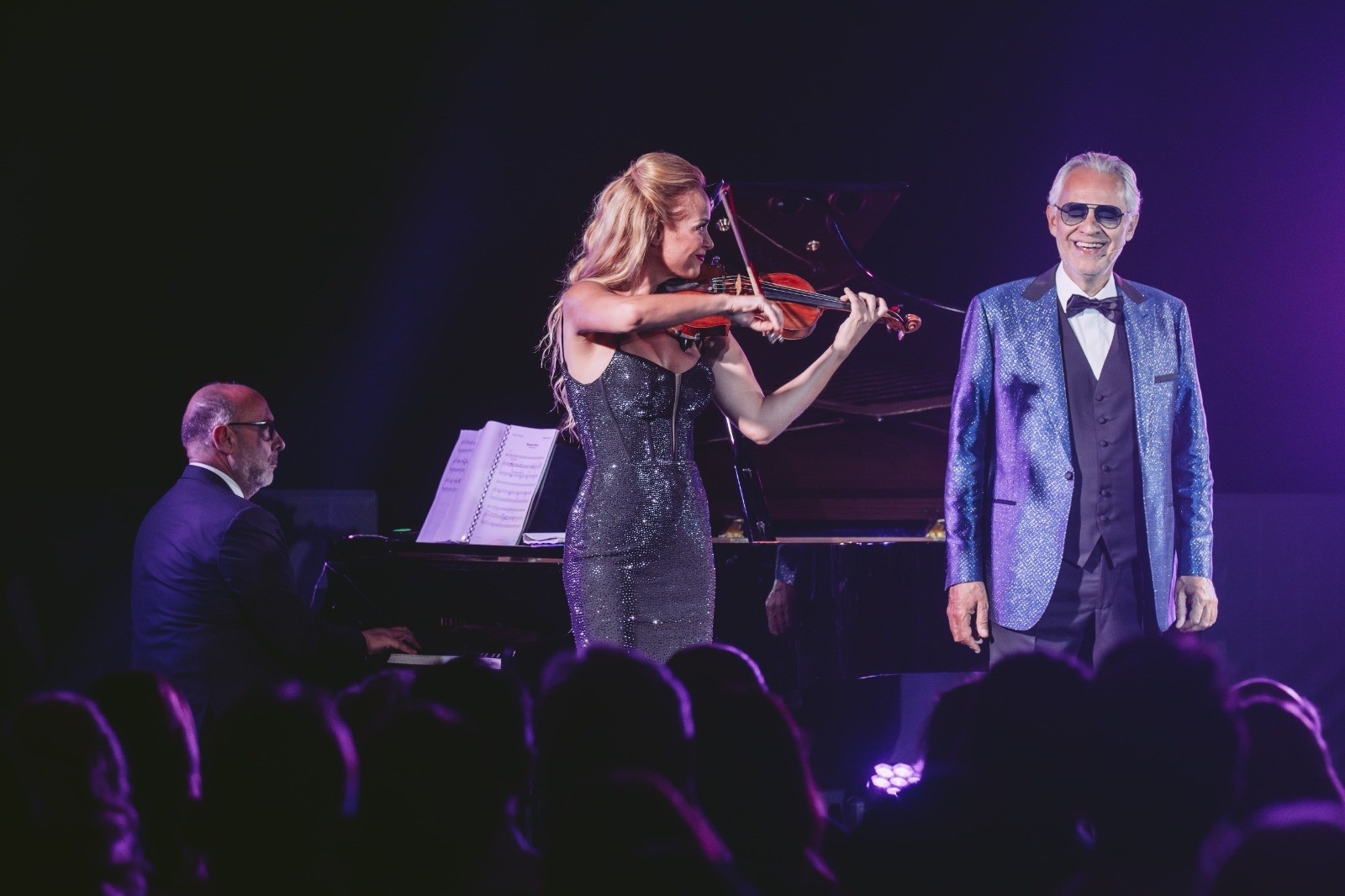 30 anos de carreira de Andrea Bocelli é celebrado com experiência ...