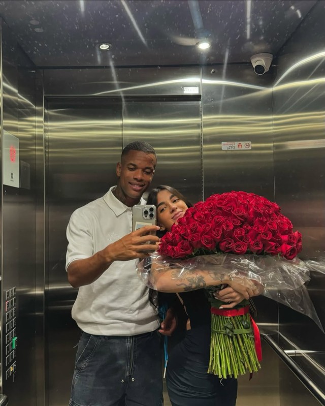 Tatuadora, influenciadora e empresária: conheça Marcella de Marchi ...