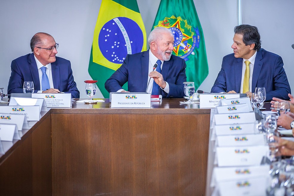 A Pedido De Lula Governo Estuda Cortar Imposto Para Incentivar Troca