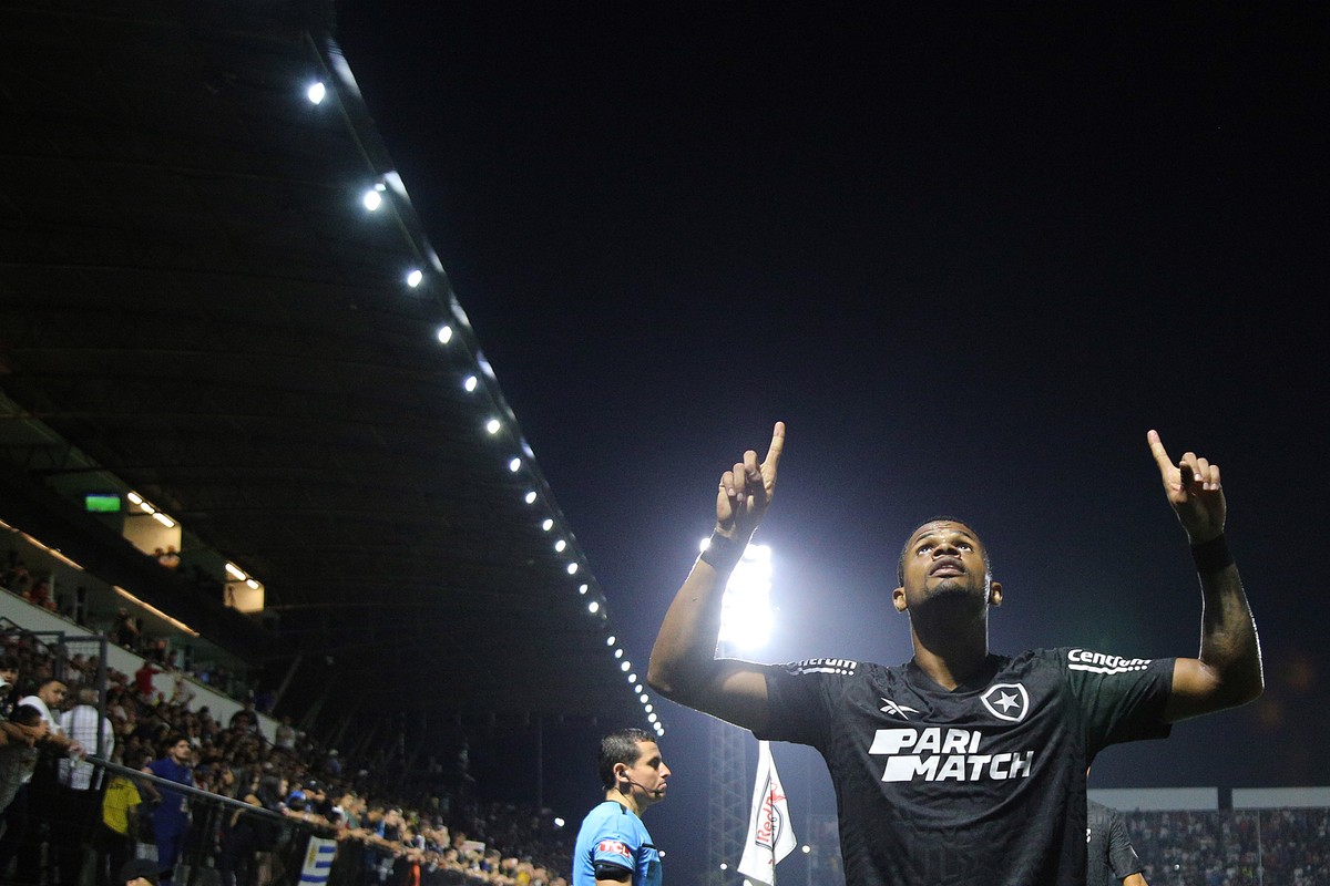 Classificação para a fase de grupos da Libertadores rende ao Botafogo ...