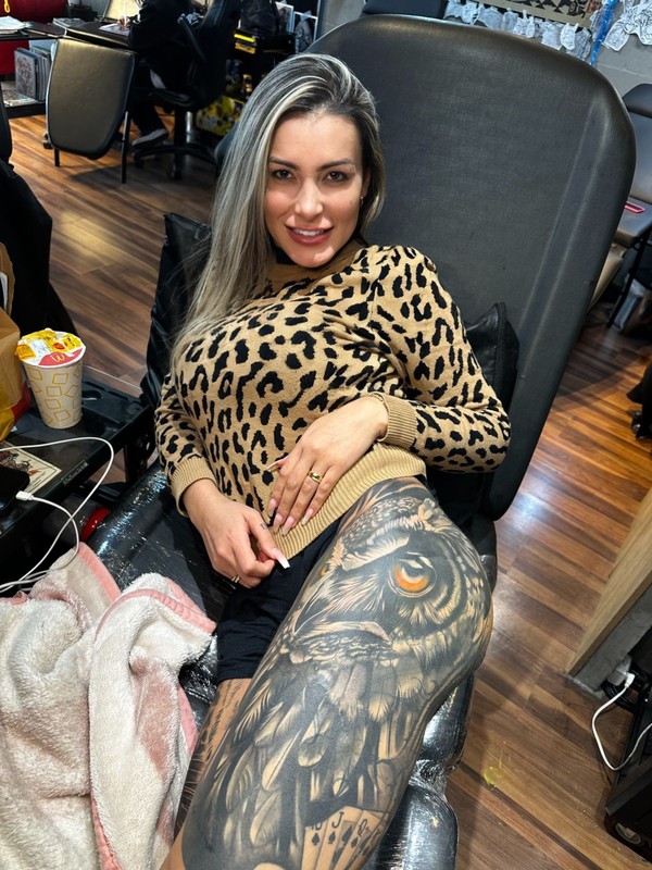 Andressa Urach investe mais de R$ 100 mil em tatuagens 3D para cobrir ...