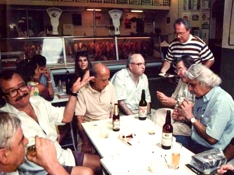 Filha de Hugo Carvana explica foto que viralizou, com o pai, Tom Jobim ...