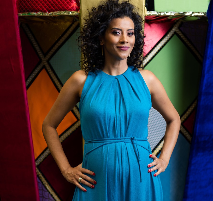 Grávida, Aline Midlej fala da estreia no comando da transmissão dos ...