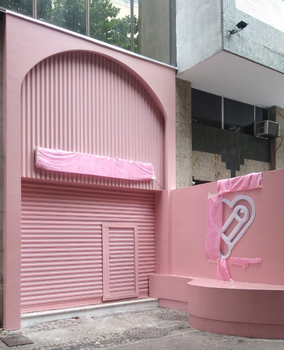 ‘La Putaria’: marca de crepes em formato de pênis e vagina fecha loja ...