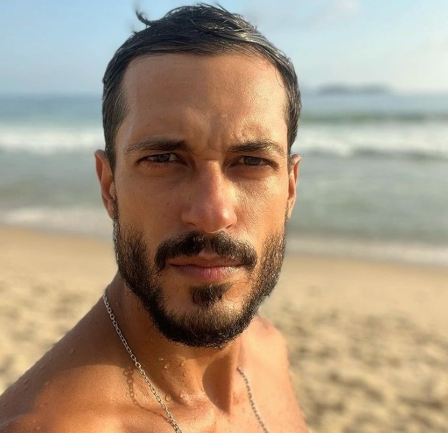 No elenco do 'Vai que cola', Raphael Vianna estrelará curta. Confira