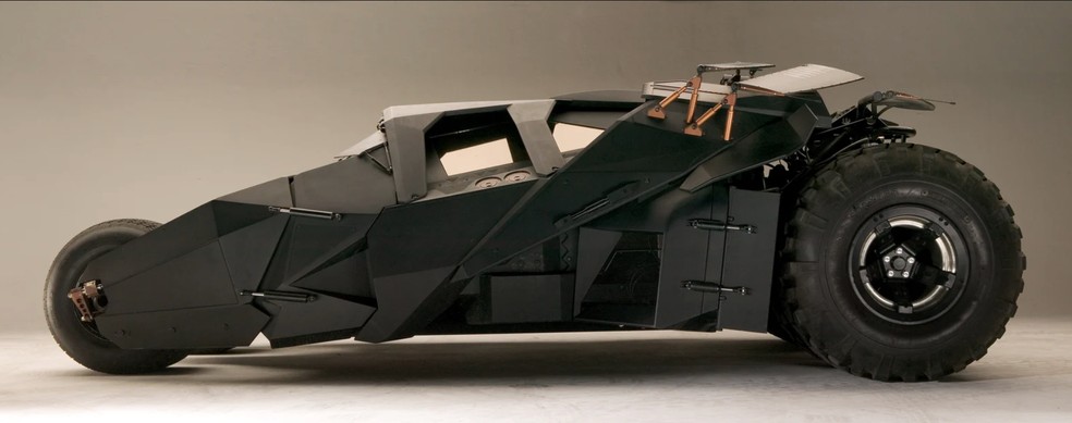 Batmóvel: Carro do Batman pode ser comprado por R$ 17 milhões e tem ...