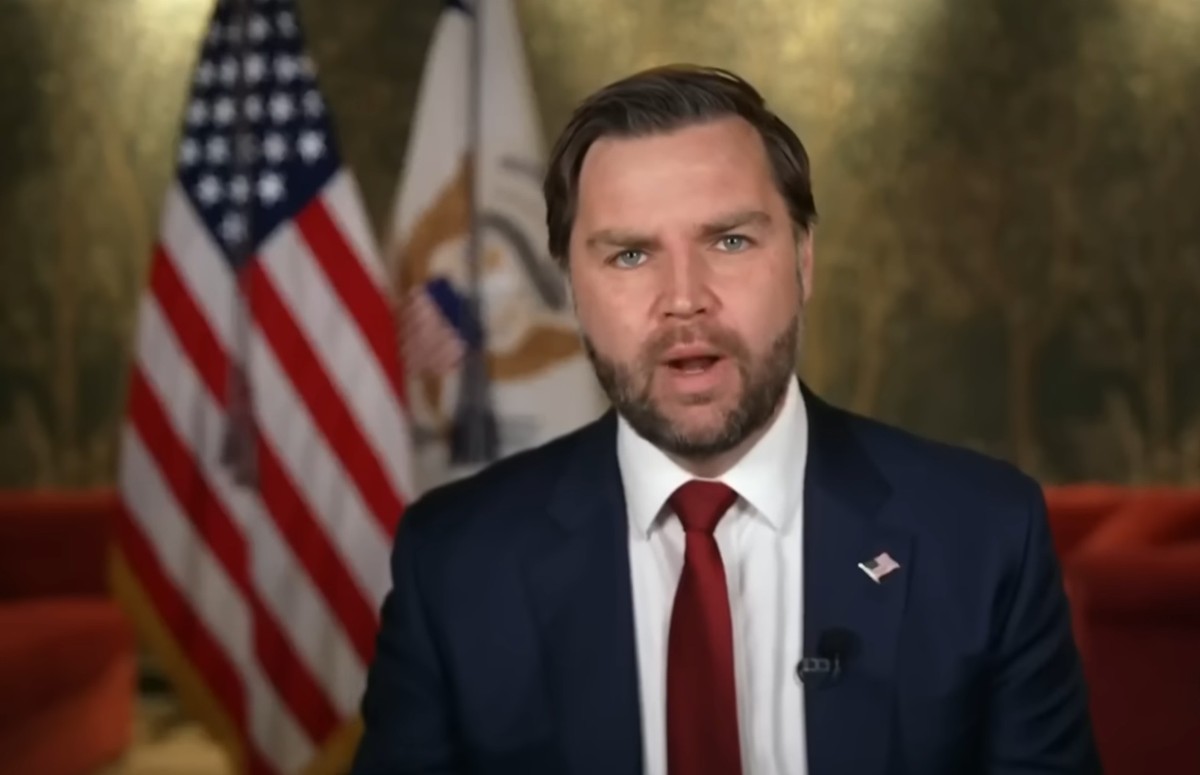 JD Vance diz esperar que China 'escolha o caminho da razão' sobre tarifas