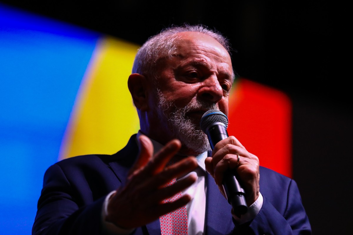 Lula afirma que pode ser candidato em 2026, mas que 'ainda é muito cedo ...