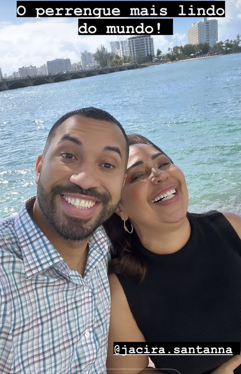 Gil do Vigor se revolta com companhia aérea: 'Desrespeito ao cliente'