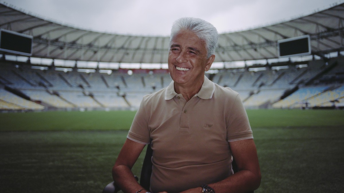 Bebeto grava depoimento para série do Sportv sobre Dunga