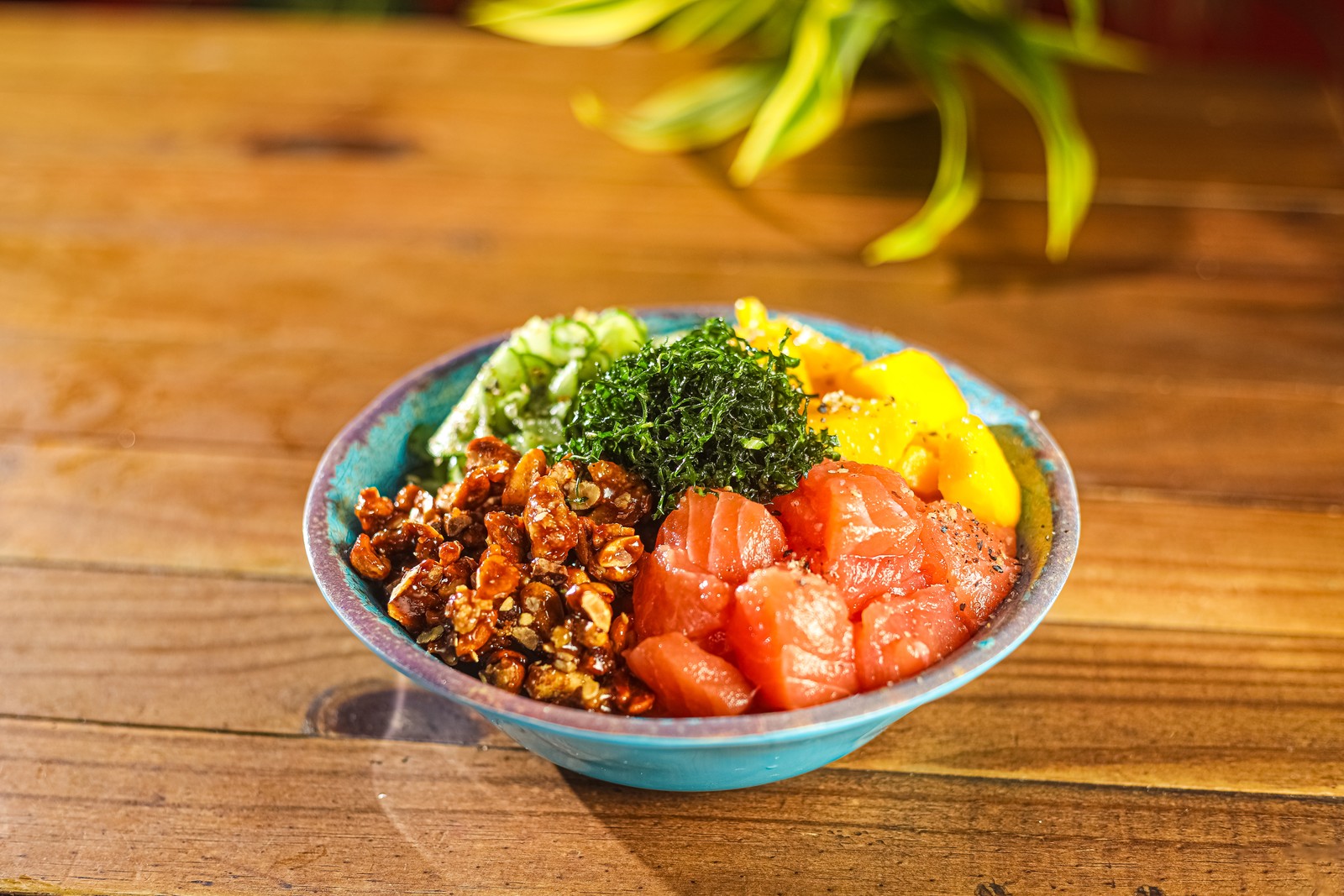 Poke: veja 12 opções do prato havaiano