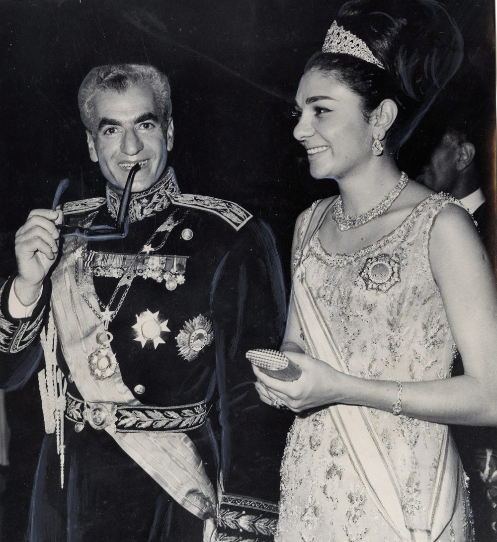 Reza Pahlevi, herdeiro do último xá, celebra morte de líder supremo de ...