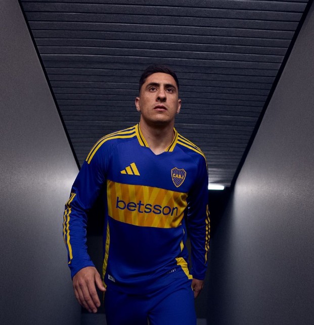 Boca Juniors lança nova camisa inspirada em trem que passa ao lado do ...