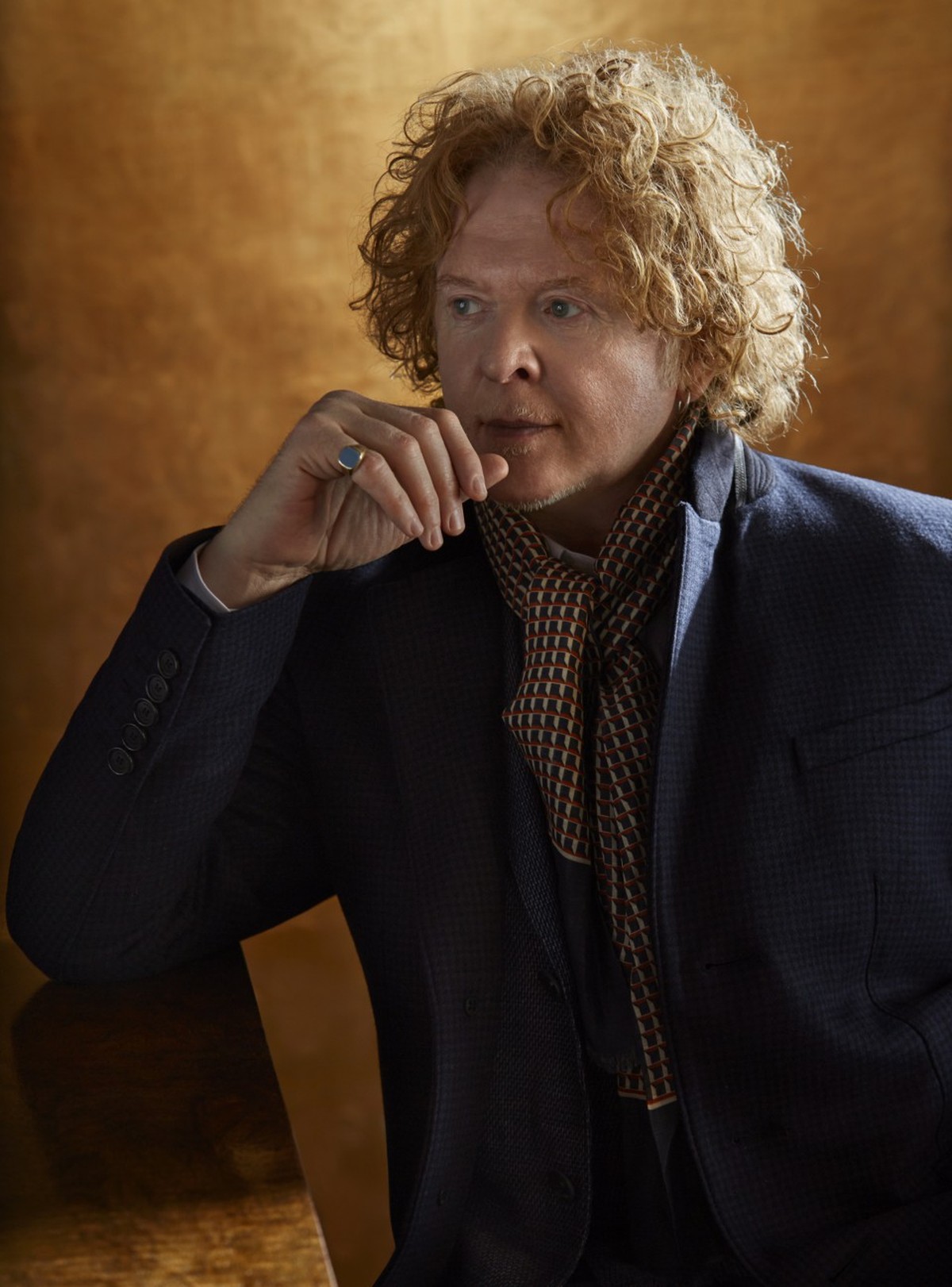 Mick Hucknall, do Simply Red, lembra vida de playboy: mais de mil ...