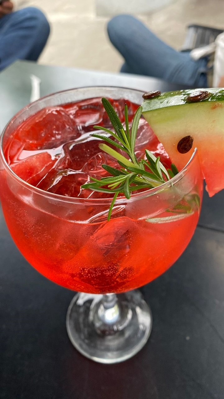 Um brinde: restaurantes lançam drinques para a temporada de verão