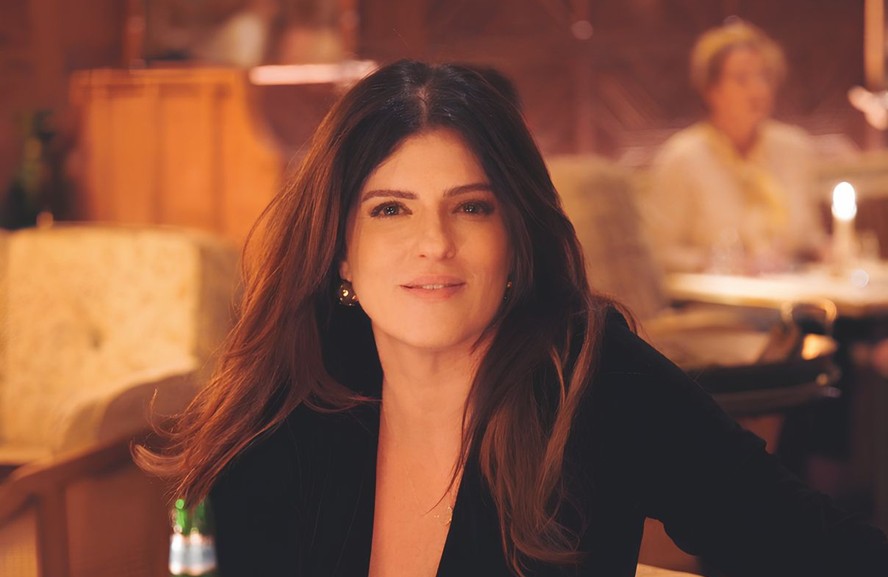 Mari Vidal apresenta 34 receitas em 'Saboreando Paris', criado entre ...