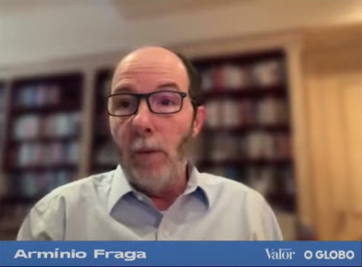 Armínio: 'mexer na meta é jogar a toalha'