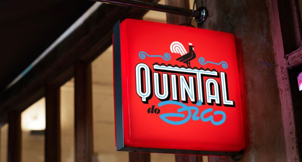 Zico abre bar temático na Barra