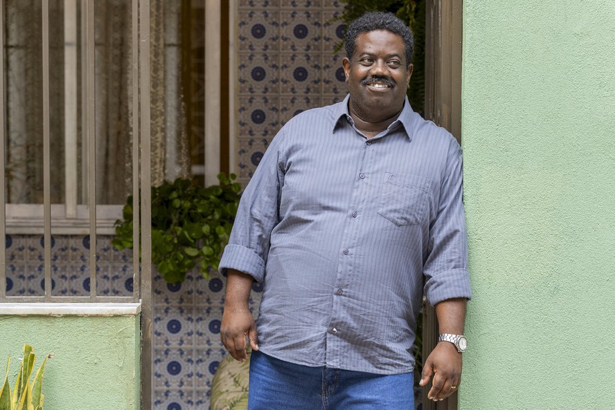 Intérprete de Jarbas em 'Vale tudo', Leandro Firmino concilia trabalho ...