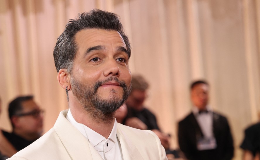 NYT põe vitória de Wagner Moura em melhores momentos do Globo de Ouro ...