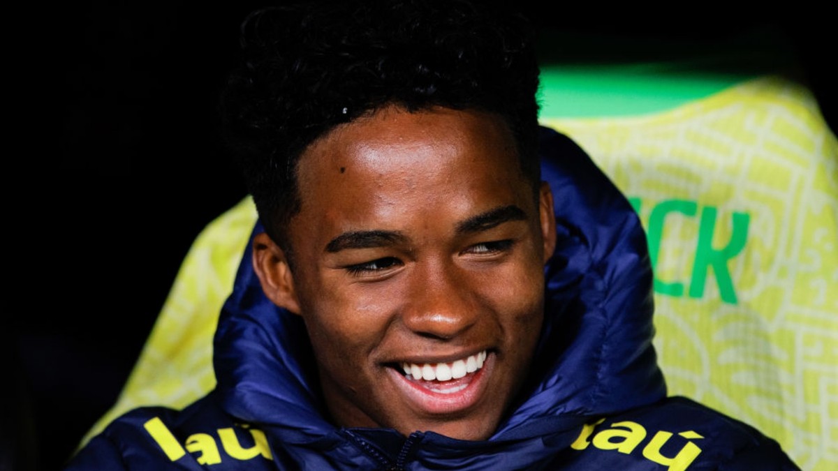 Jovem, milionário e estiloso: jogador Endrick é sucesso dentro e fora ...