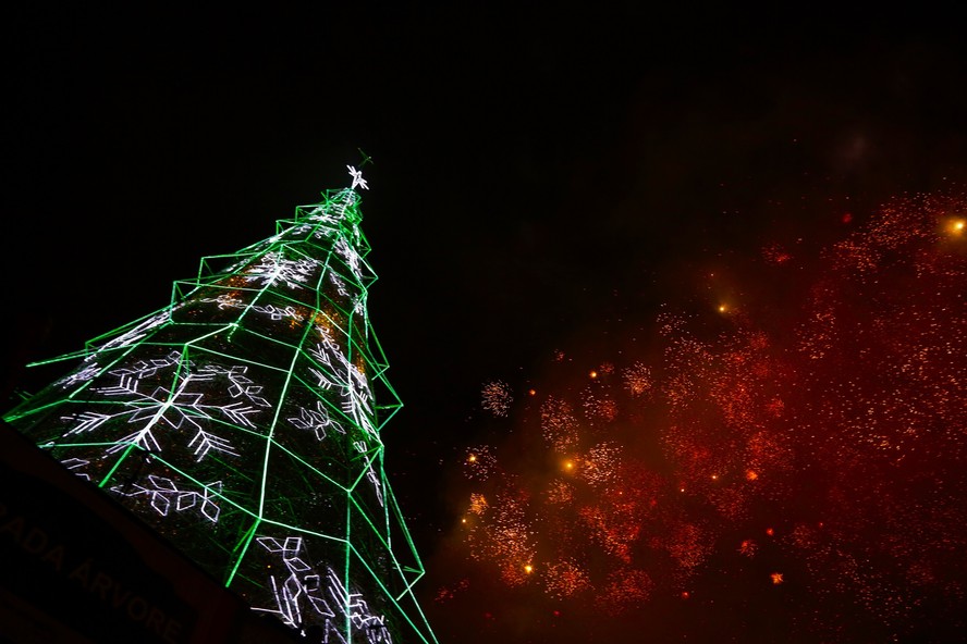 Valeu Natalina: Curiosidades sobre músicas e memes de Natal | Entenda a Trend