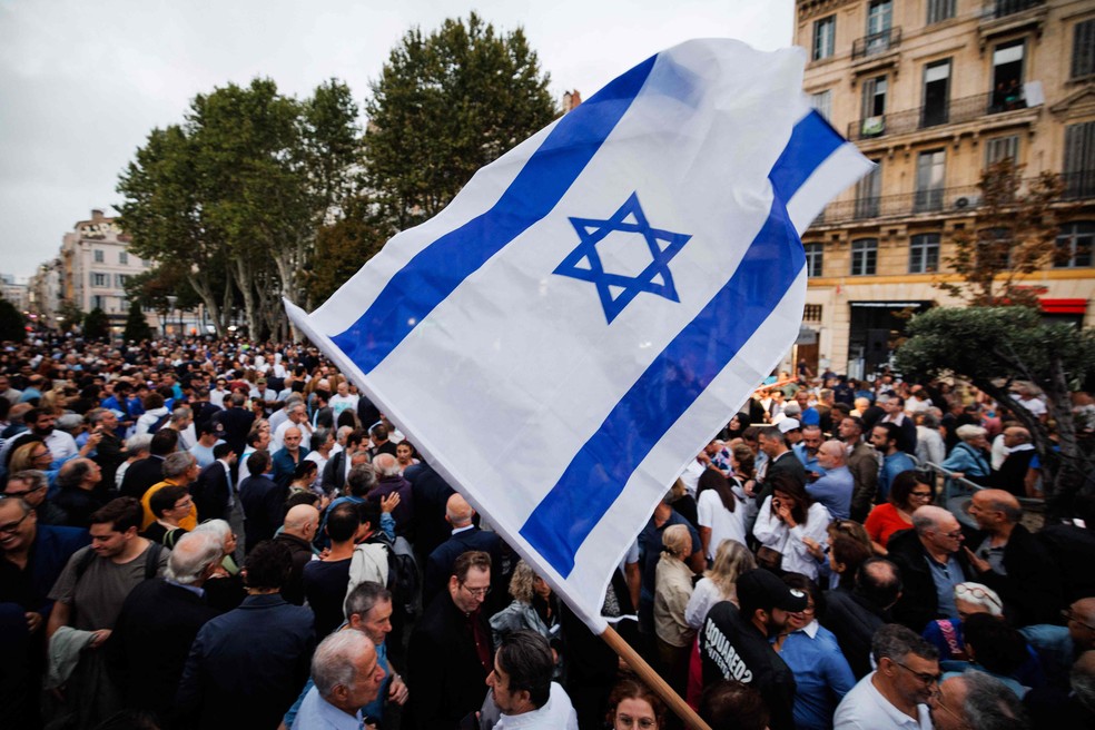 Guerra entre Israel e Hamas: manifestantes protestam contra conflito; fotos
