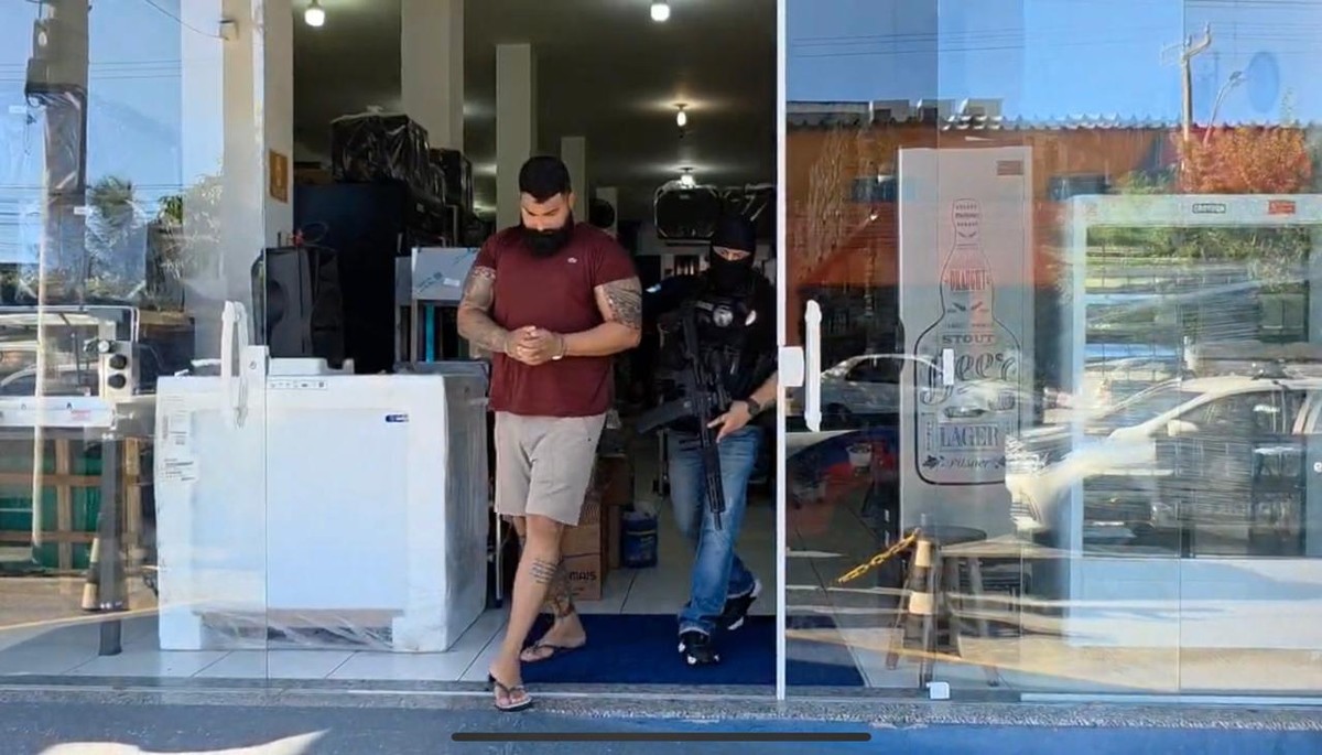 Homem apontado como número dois da milícia de Juninho Varão é preso em ...