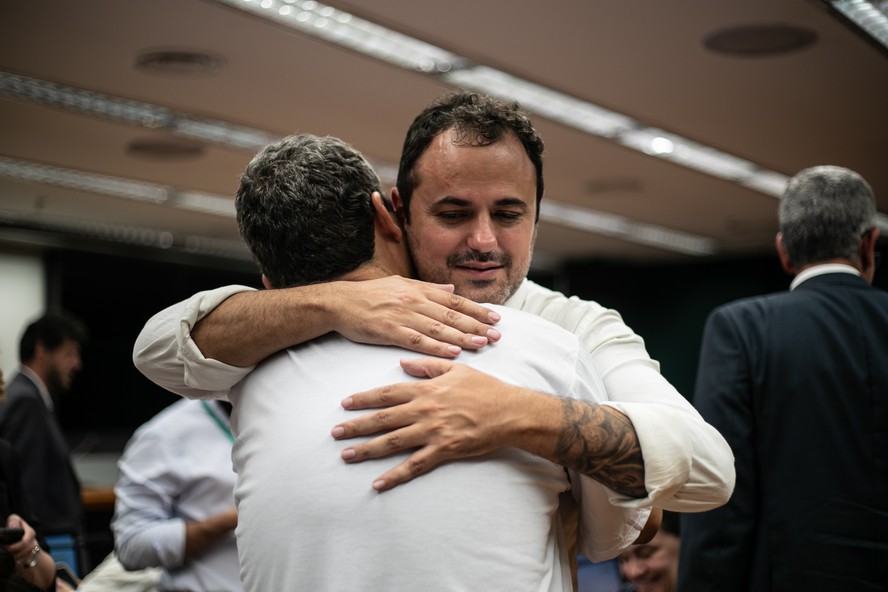 Glauber Braga apresenta recurso, diz que cassação é 'pena ...