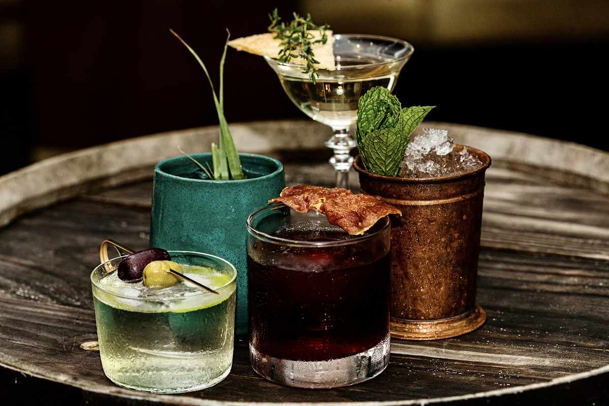 Tequila, vodca, cachaça e muitas frutas: restaurantes lançam drinques ...