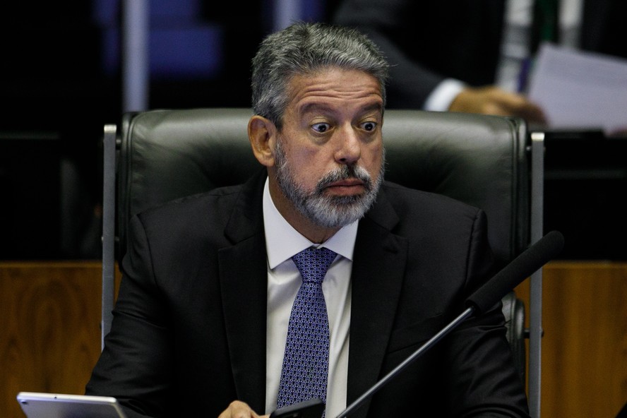 Perto de deixar a presidência da Câmara, Lira amarga derrotas em ...