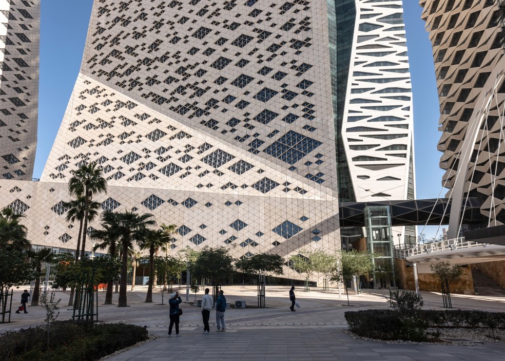 Conheça Riad, capital da Arábia Saudita e sede do Al-Hilal, novo time ...