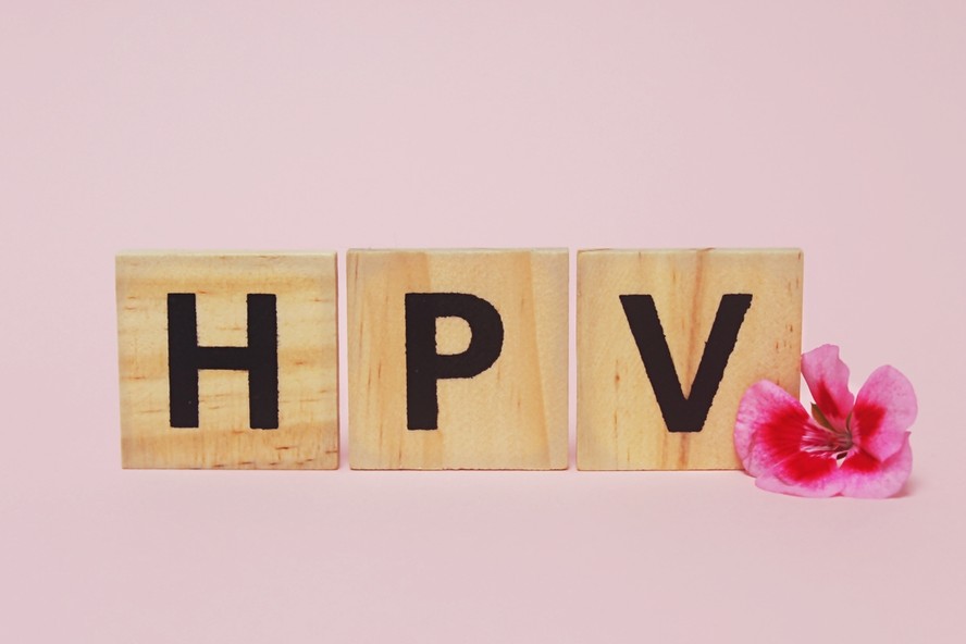 Saiba tudo sobre HPV, a infecção sexualmente transmissível mais comum ...