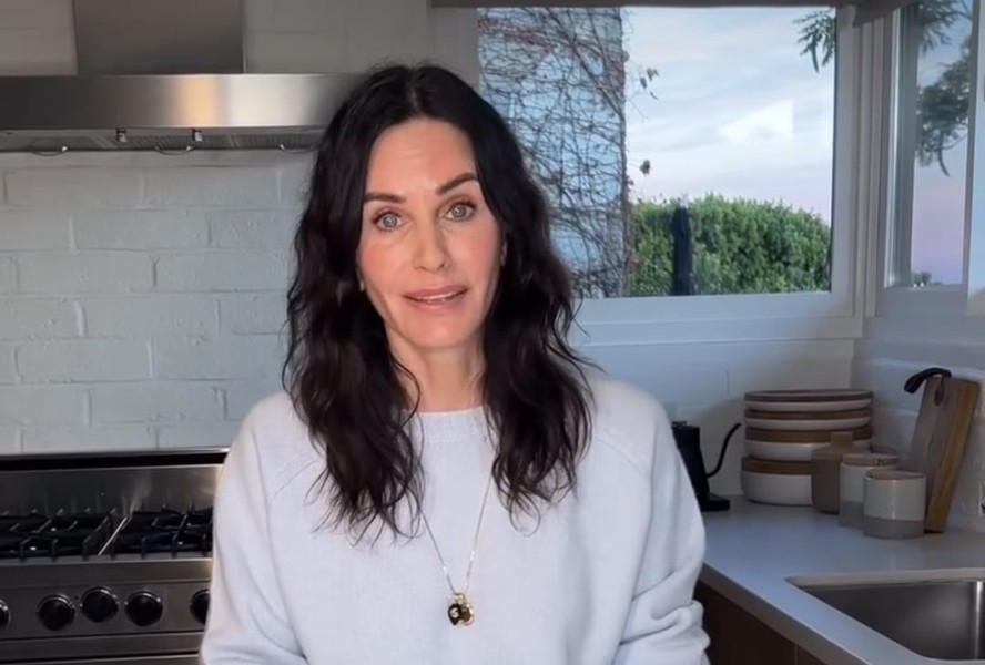 Courteney Cox completa 60 anos: Relembre vida e carreira da eterna ...